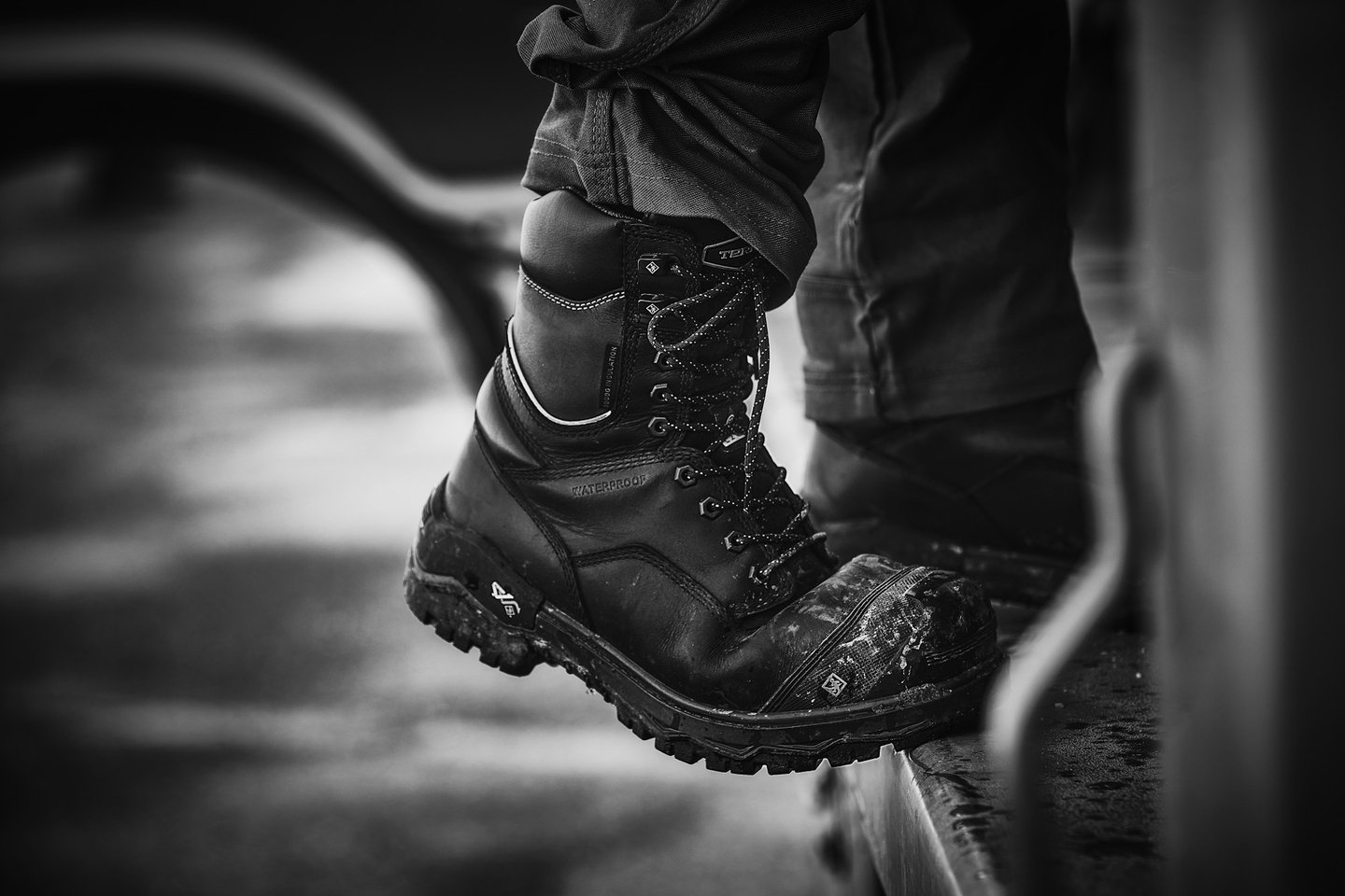 Work Safety Boots and Shoes | Terra® Footwear Canada